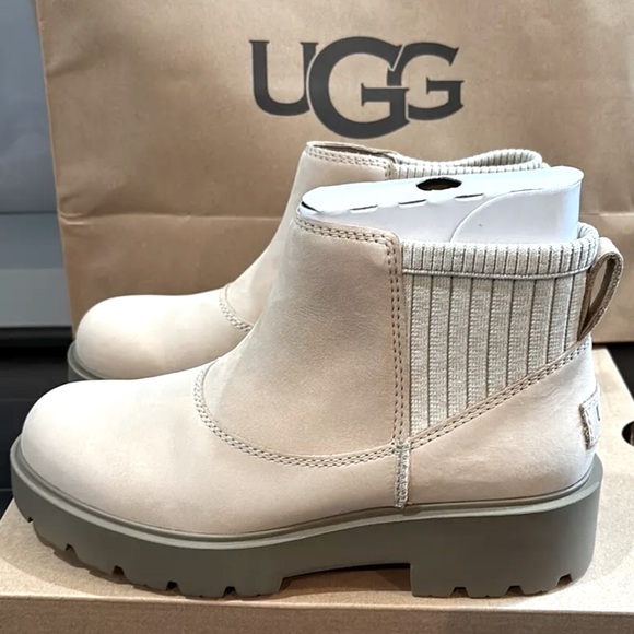 UGG | Shoes | Ugg Ballard Chelsea Boots In Mustard Seed Sz 8995 New In ...